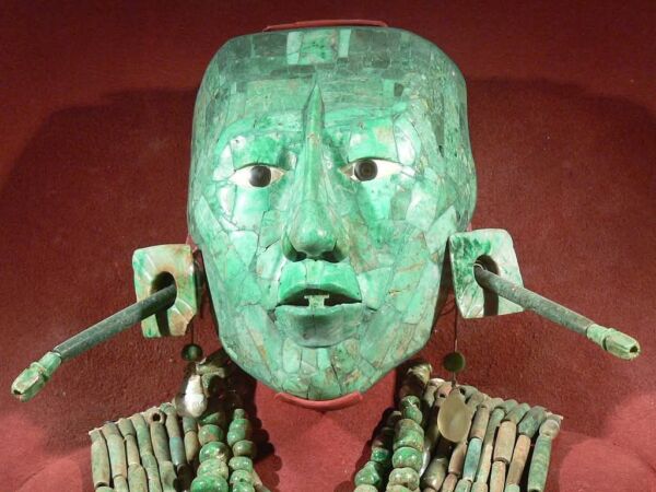 The Eternal Face Of A King: The Jade Mask Of K’inich Janaab’ Pakal